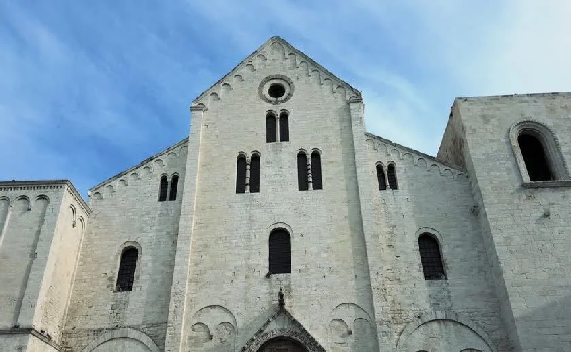 Top Tips for Your Bari Trip: Travel Smart and Enjoy the City!